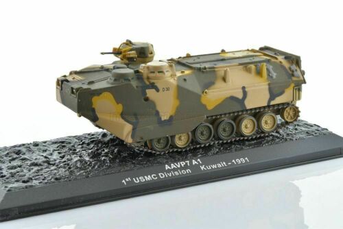 Atlas Ed AAVP7 A1 1st USMC Division Kuwait 1991 - Gravesend Model Centre