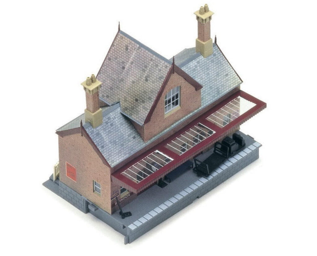Hornby R8007 Booking Hall – Gravesend Model Centre