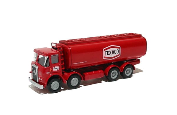 Gilbow EFE 13702 Atkinson 8 wheel tanker lorry “Texaco” – Gravesend ...