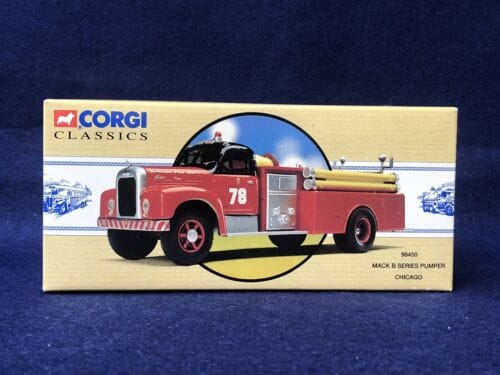 Corgi 98450 Mack B Series Pumper Chicago - Gravesend Model Centre