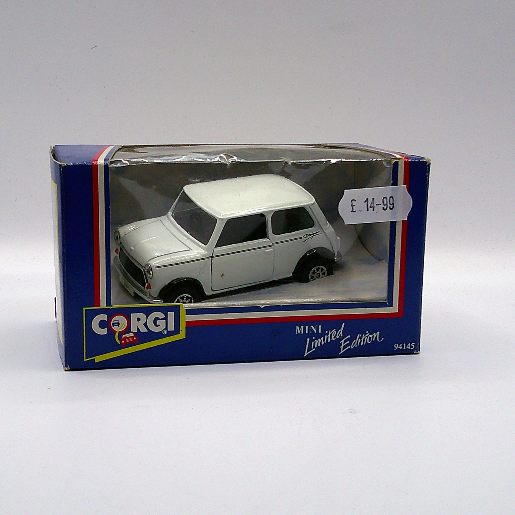 CORGI 94145 1/43 Limited Edition WHITE MINI - Gravesend Model Centre