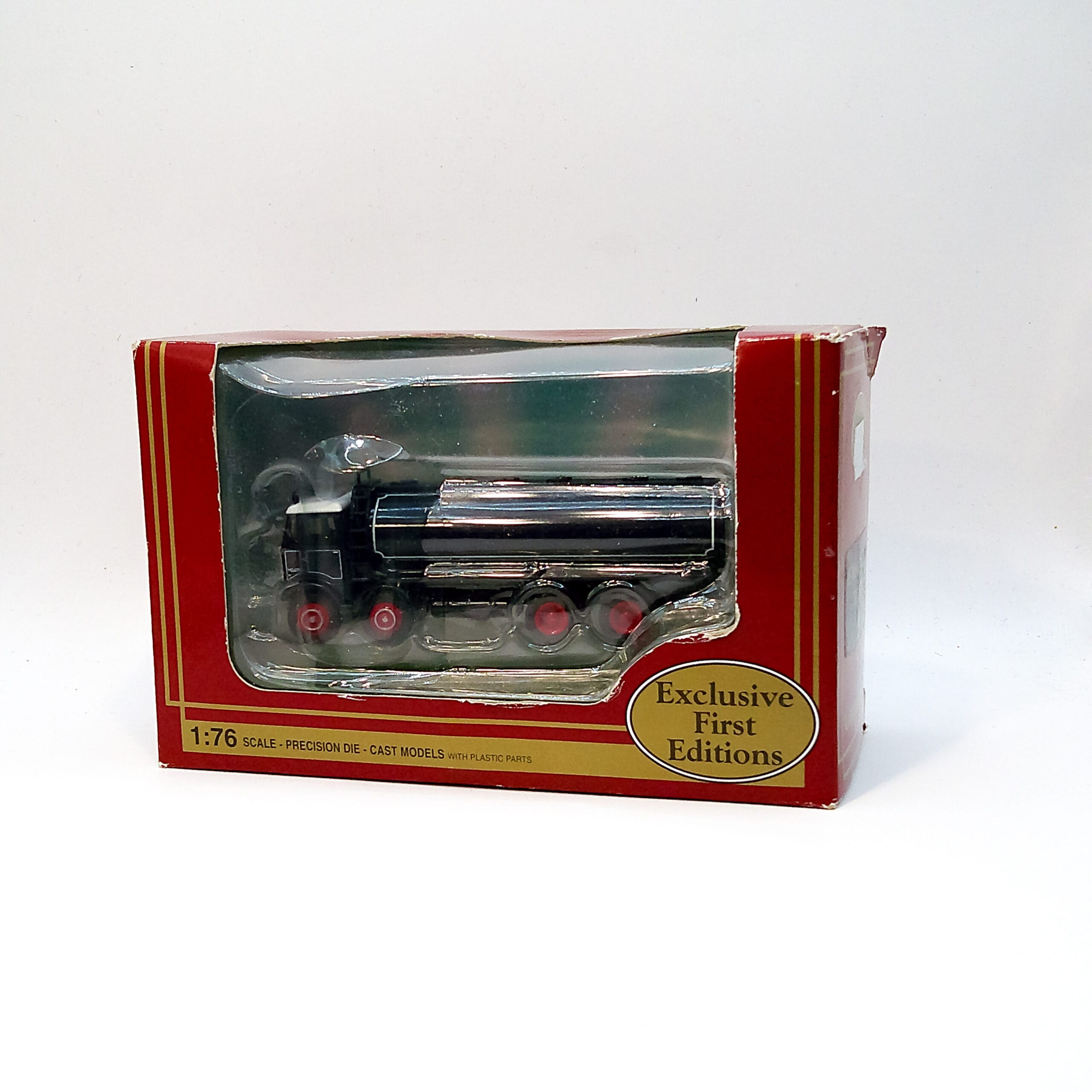 EFE 30103 1/76 AEC Mammoth Major Tanker PICKFORDS – Gravesend Model Centre