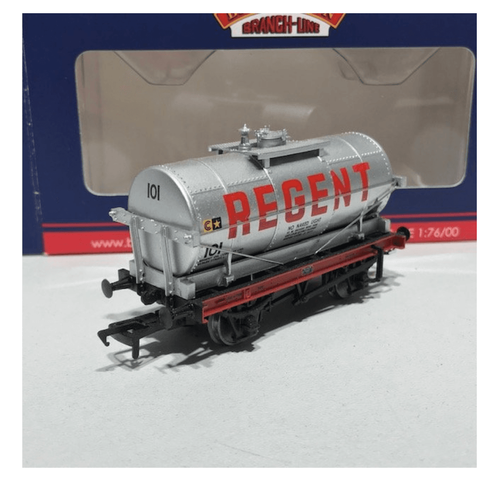 Bachmann 37-2013K1 14 Ton Tank Wagon Regent – Gravesend Model Centre